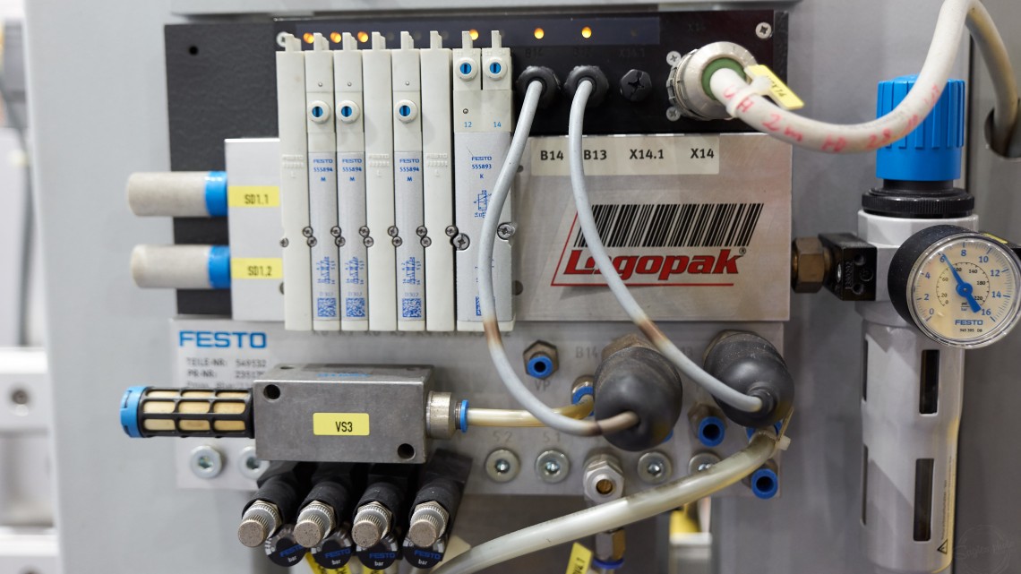 เครื่องติดฉลาก LOGOPAK